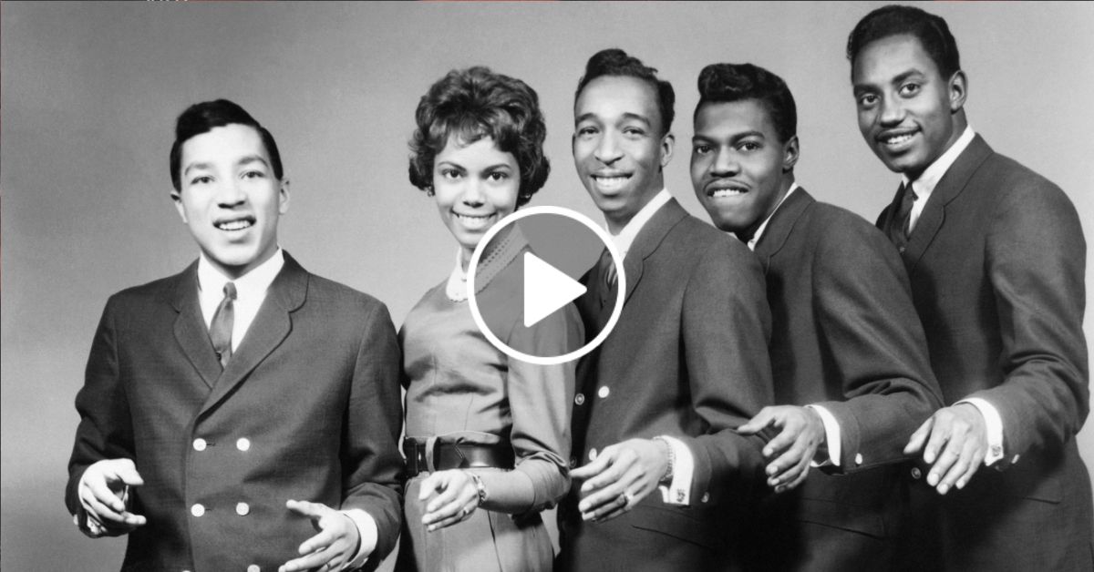 Smokey Robinson & The Miracles - The Tears of a Clown - The Best Songs ...